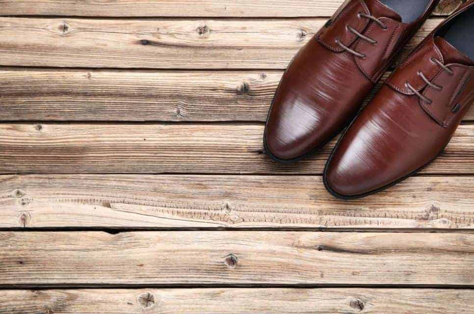 5 Best Slippers for Men - August 2021 - Honest Product Reviews